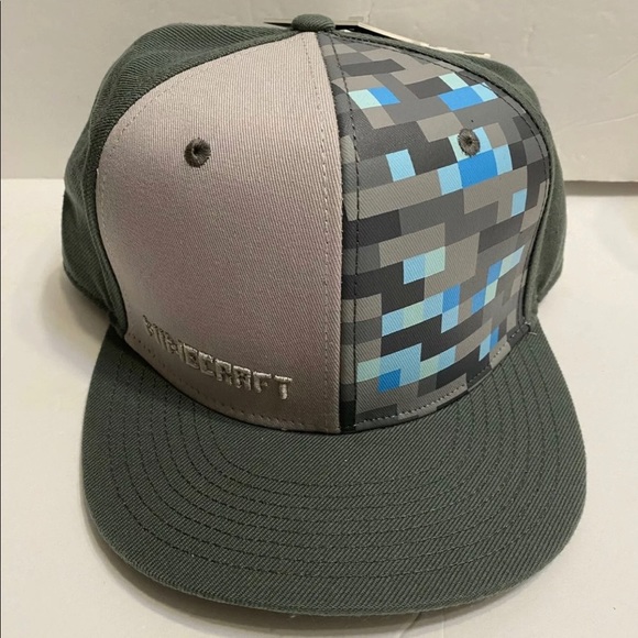 Minecraft | Accessories | Jinx Minecraft Diamond Crafting Snapback Hat ...